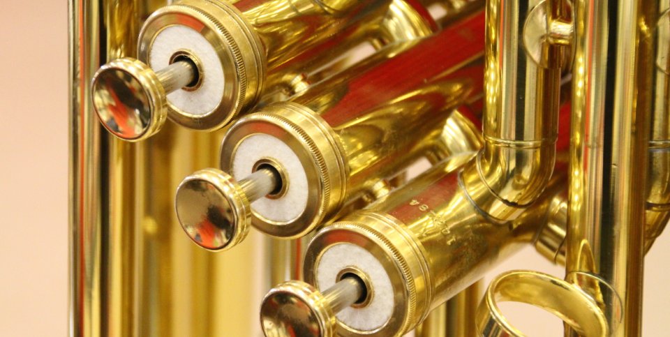 Choosing Your Aesthetic for Architectural Metal Mouldings
