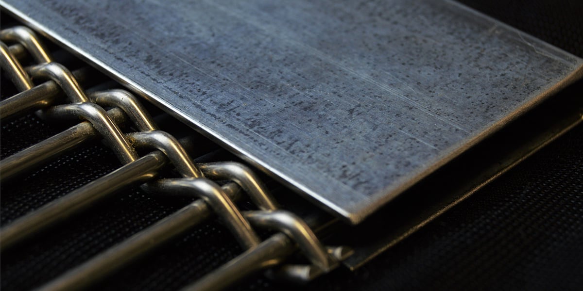 MeshTrim: Custom Framing for Decorative Wire Mesh