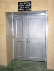 Metal Door Frame Casing: Avoiding Aesthetic Flaws & 3 Other Benefits